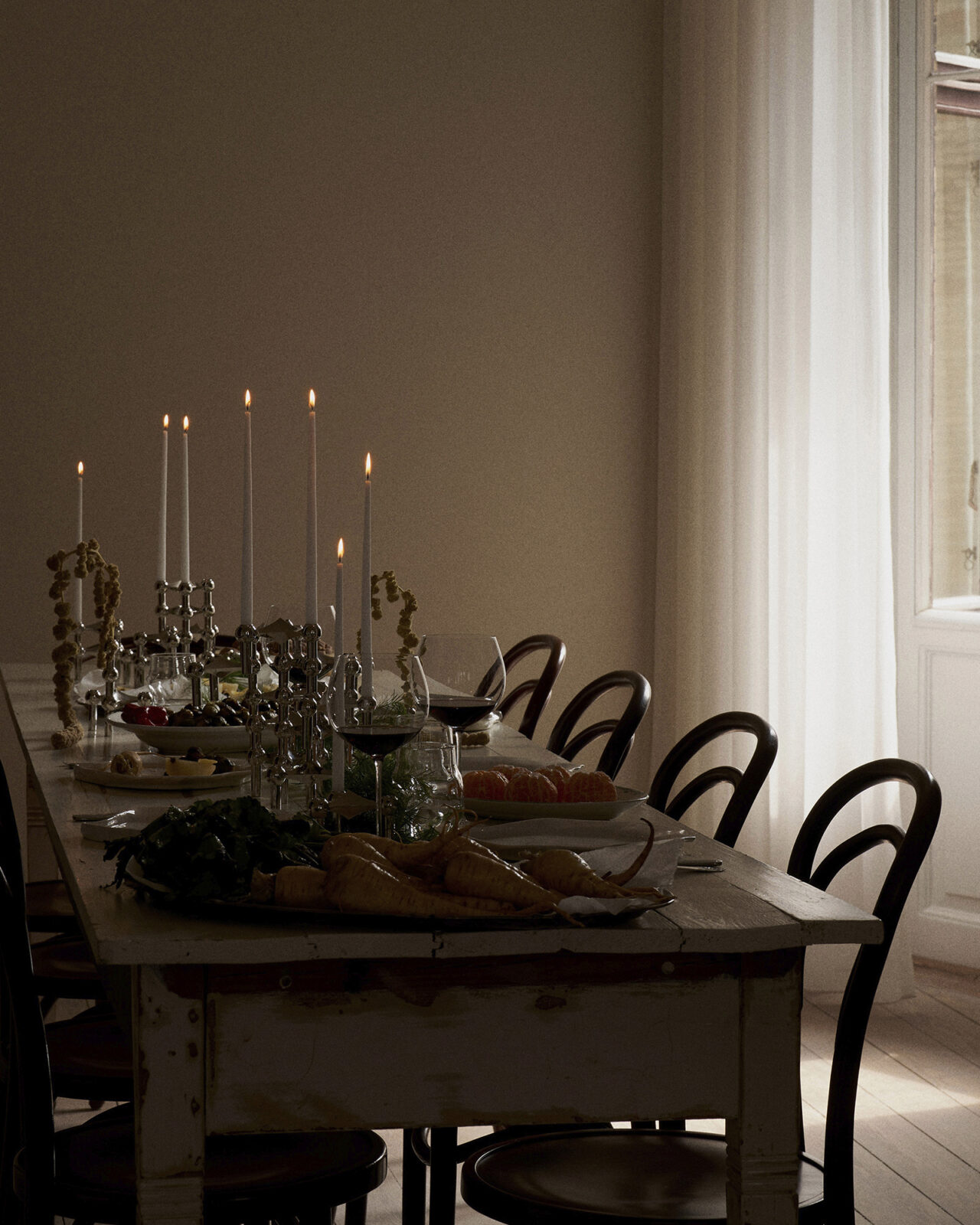 Styling Christmas with STOFF Nagel | Tablescapes & Decor
